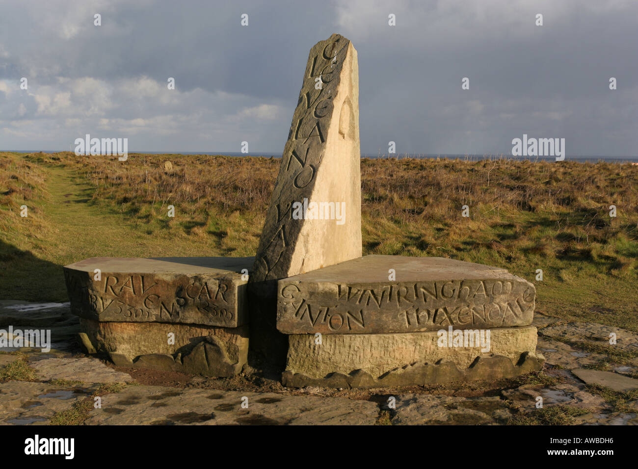 Cleveland way marker post hi-res stock photography and images - Alamy