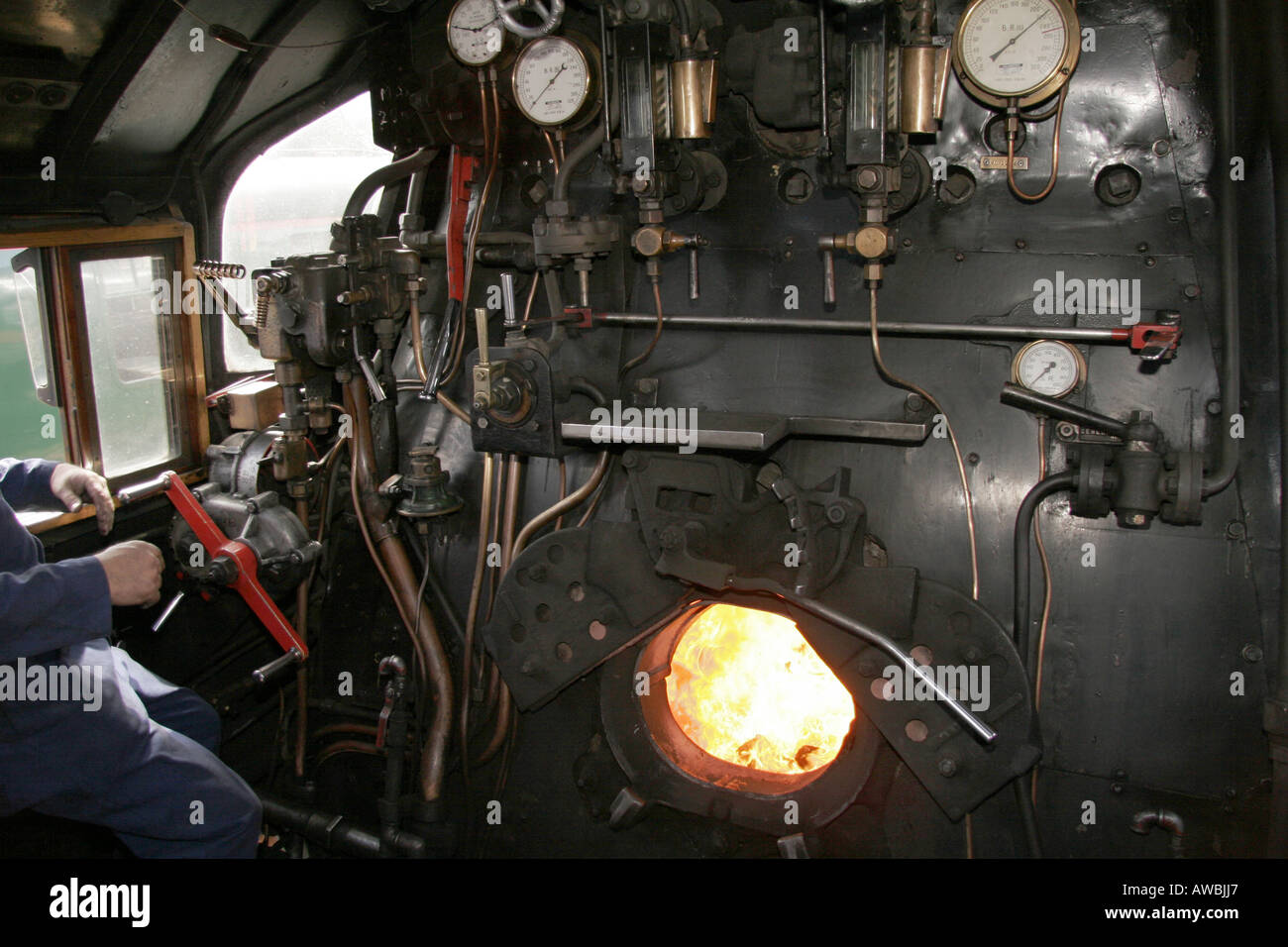 Footplate controls hi-res stock photography and images - Alamy