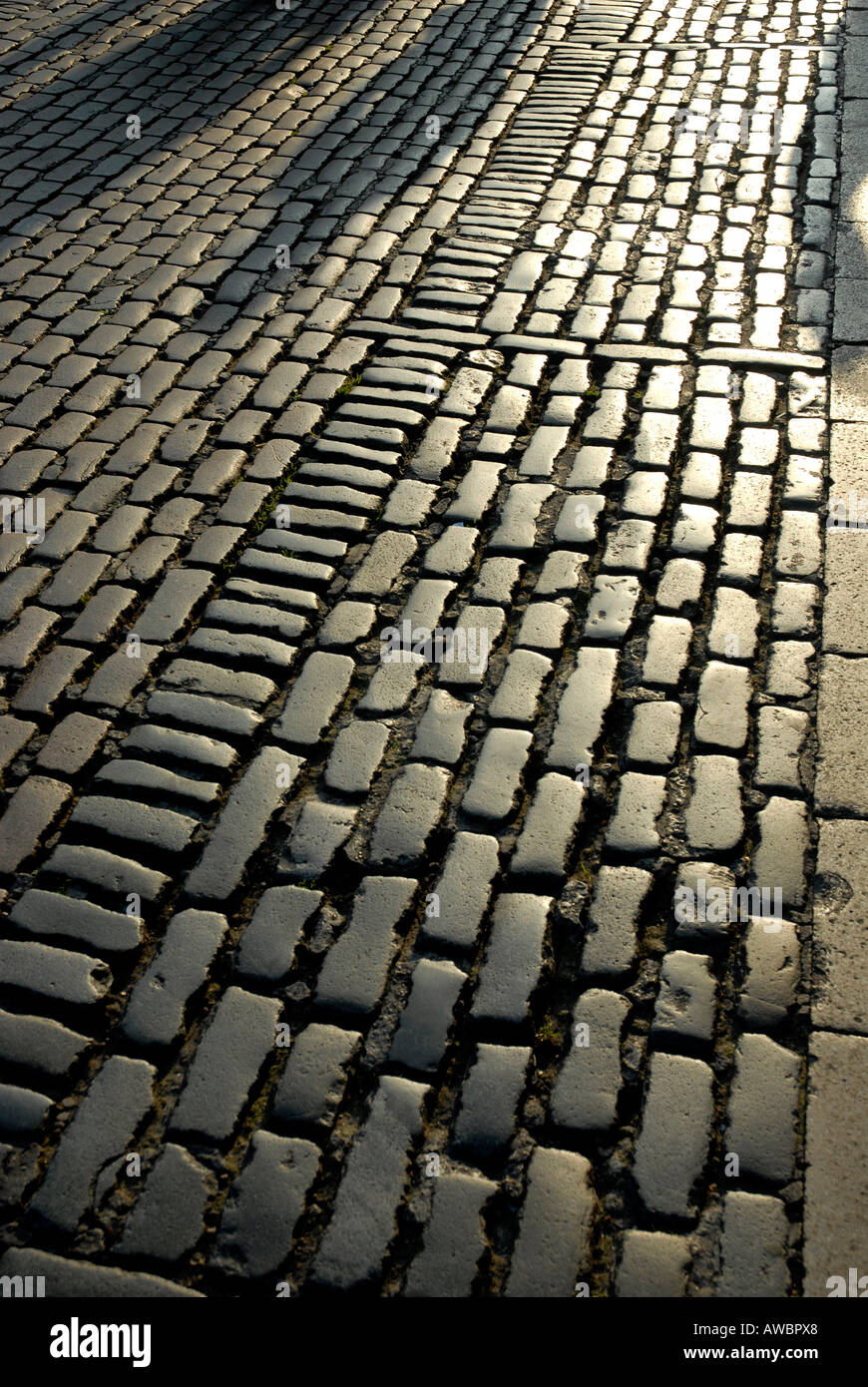 Cobbled street Covent Garden London Stock Photo - Alamy