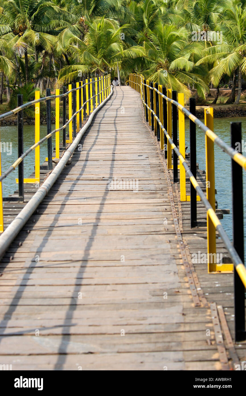 BRIDGE OVER BACKWATER CANAL IN KASARAGOD DISTRICT Stock Photo - Alamy