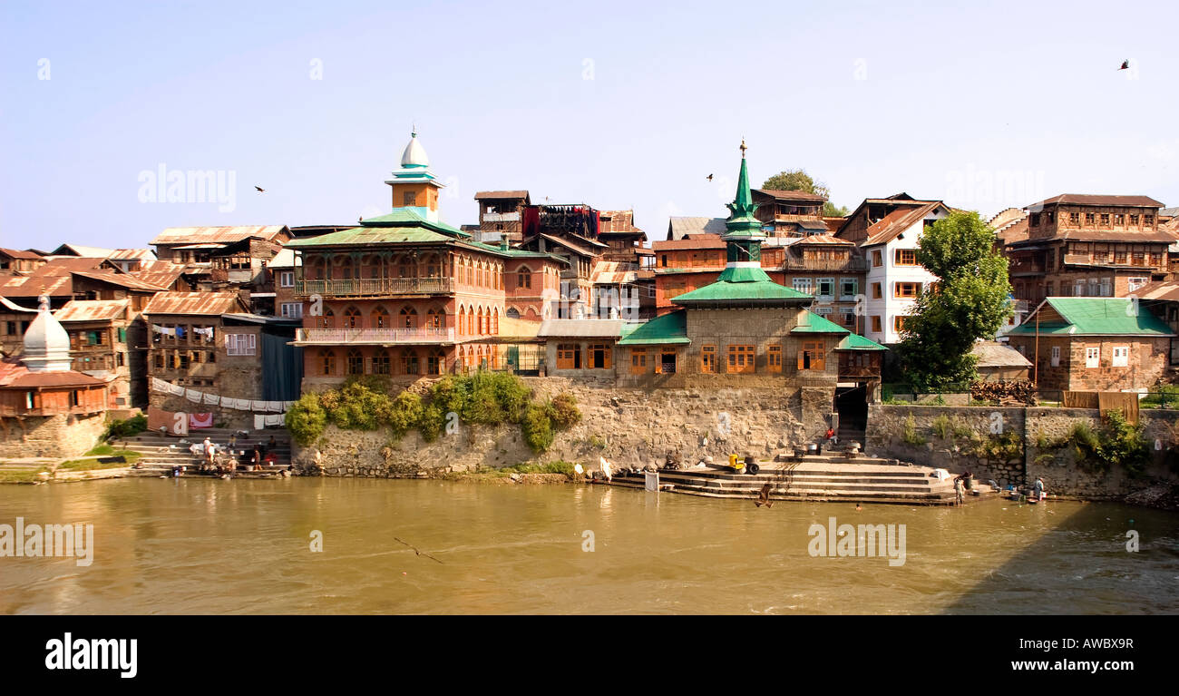 Old town srinagar hi-res stock photography and images - Alamy