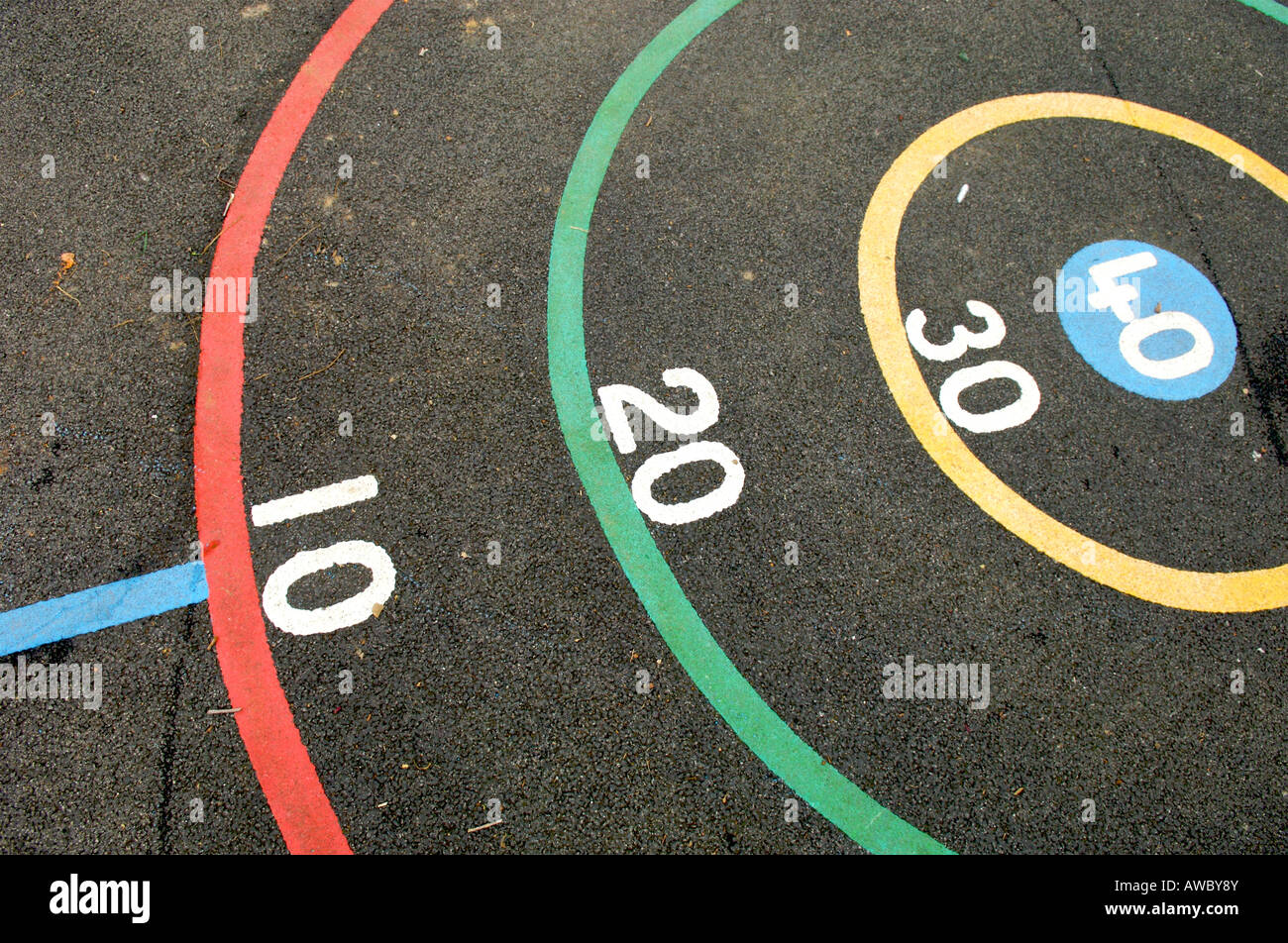 Kids target hi-res stock photography and images - Alamy