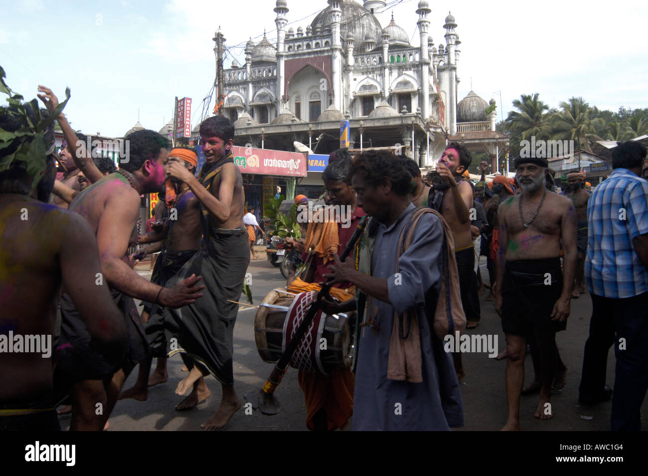 Sabarimala hi-res stock photography and images - Alamy