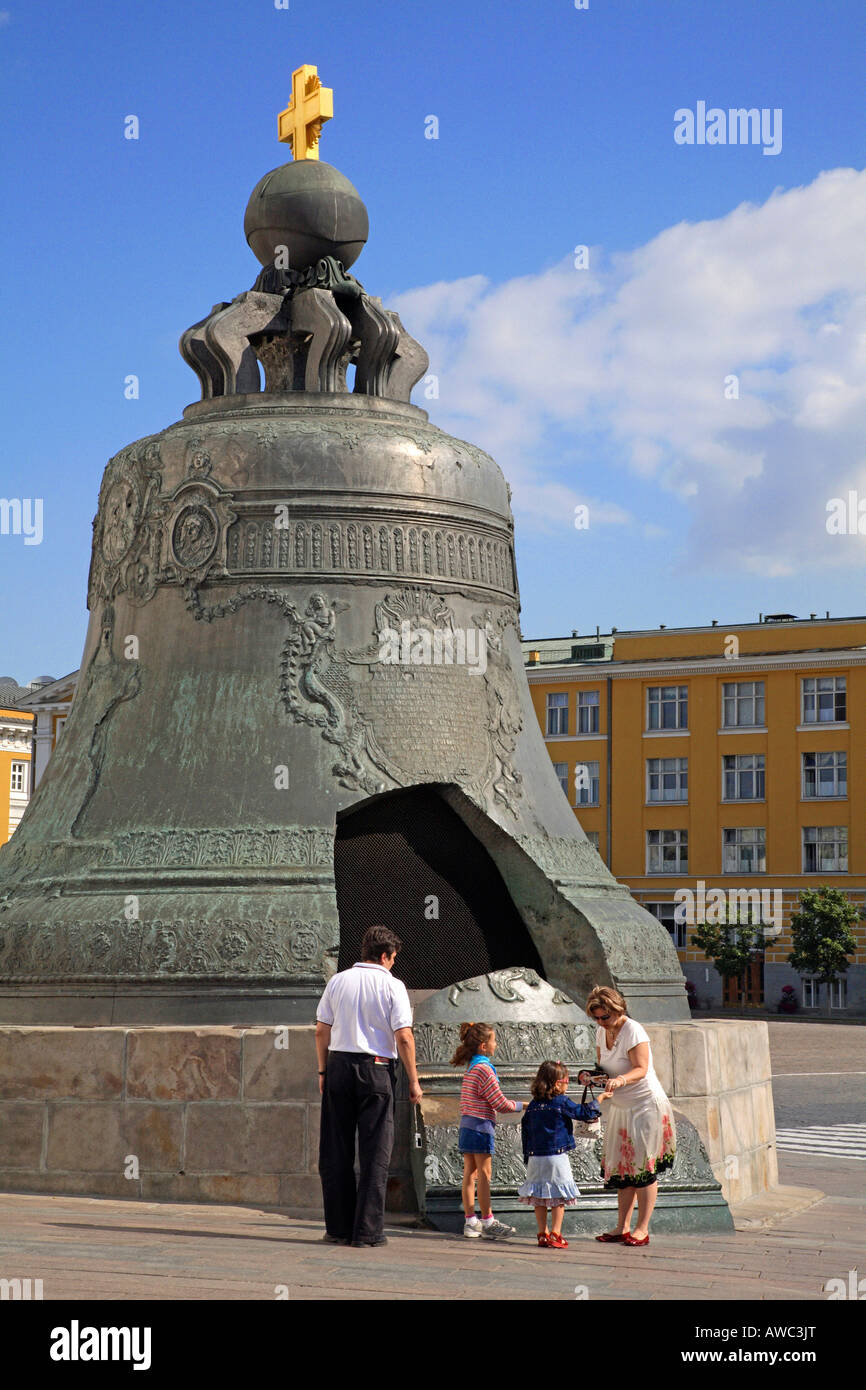 Russia, Moscow, The Kremlin, Emperor Bell (Tsar Bell Stock Photo - Alamy