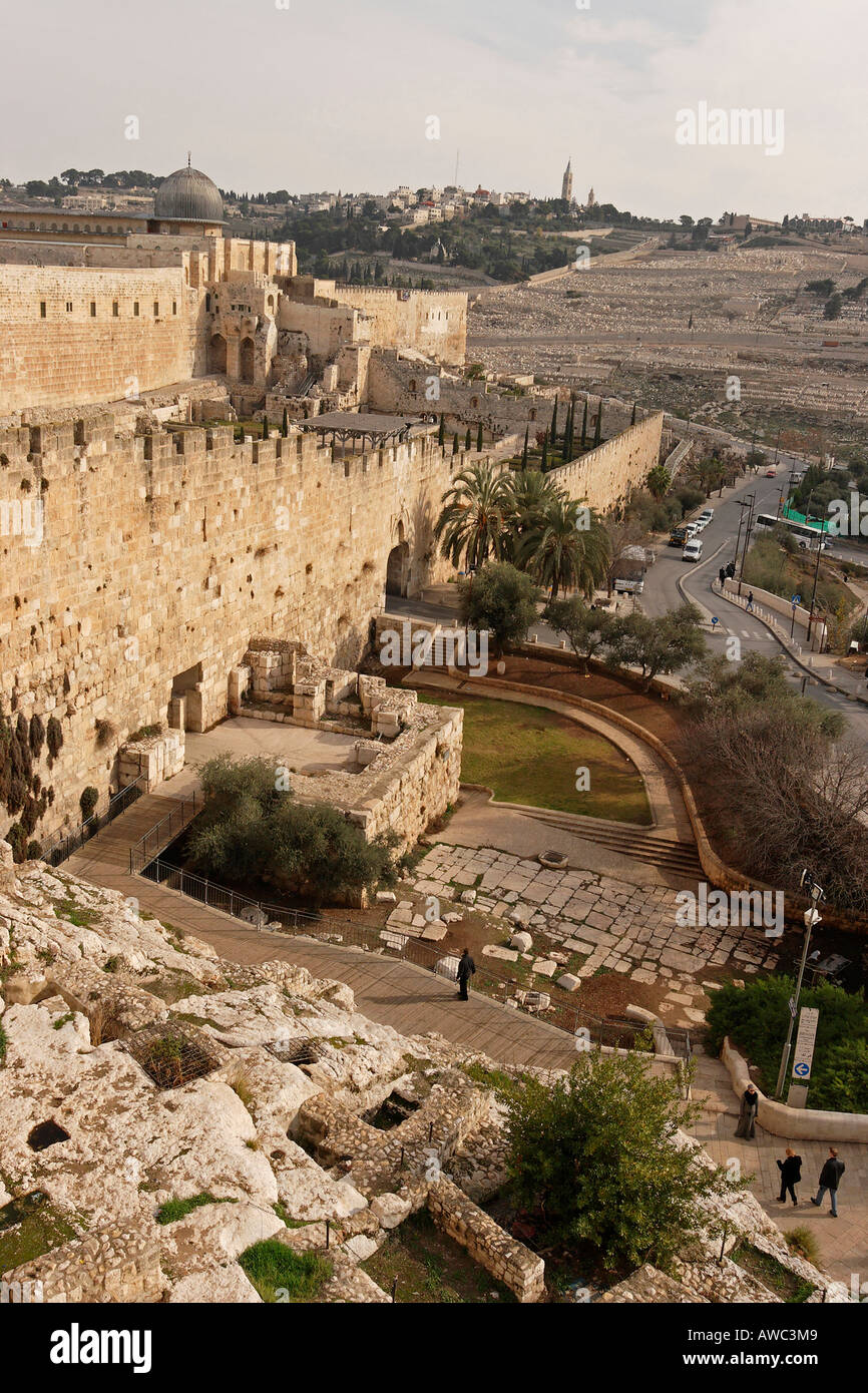 Israel Jerusalem A view of Dung Gate Stock Photo - Alamy