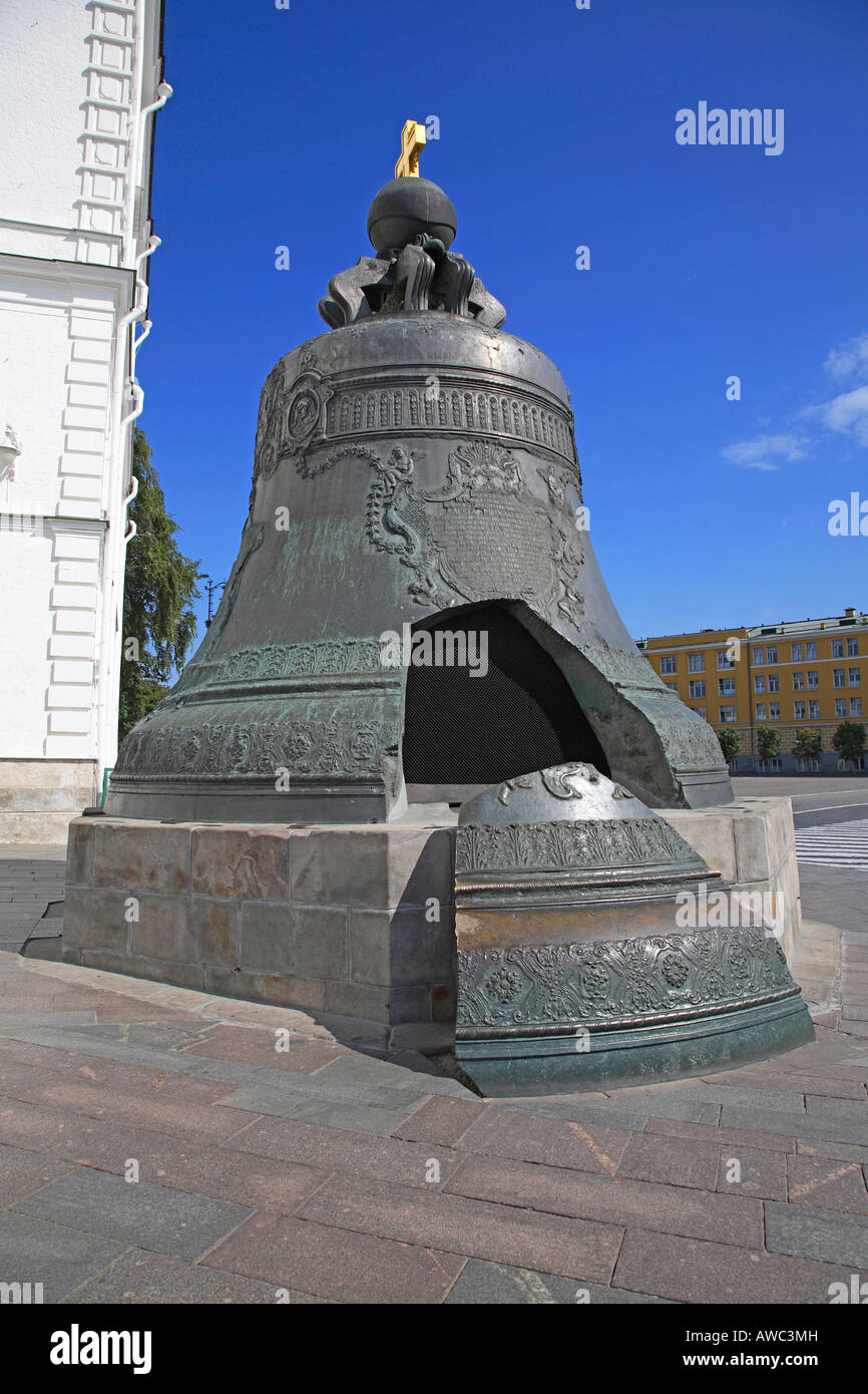 Russia, Moscow, The Kremlin, Emperor Bell (Tsar Bell Stock Photo - Alamy