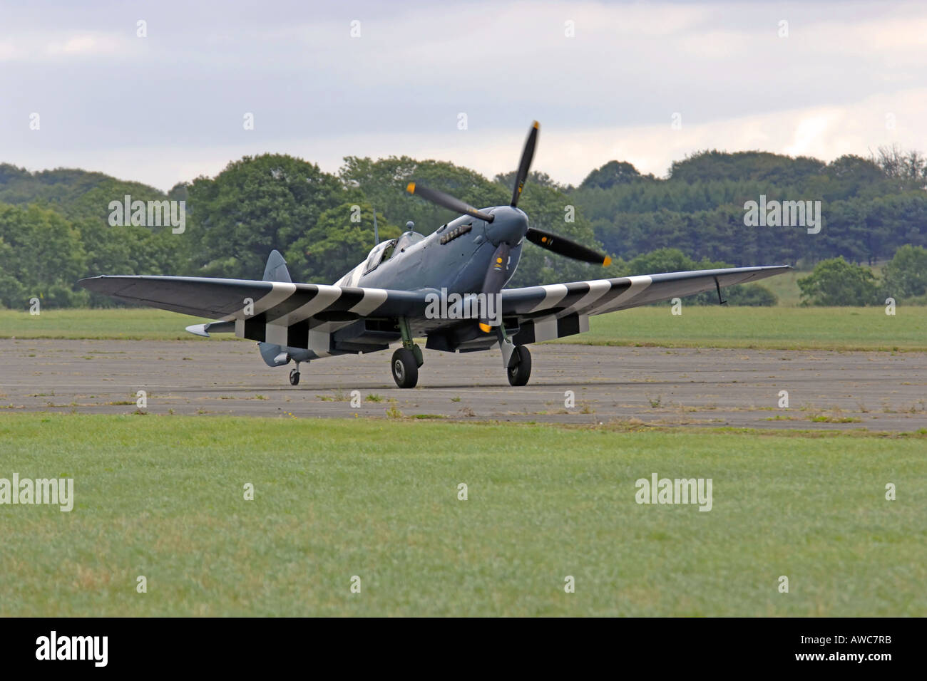 Ww2 recon spitfire hi-res stock photography and images - Alamy