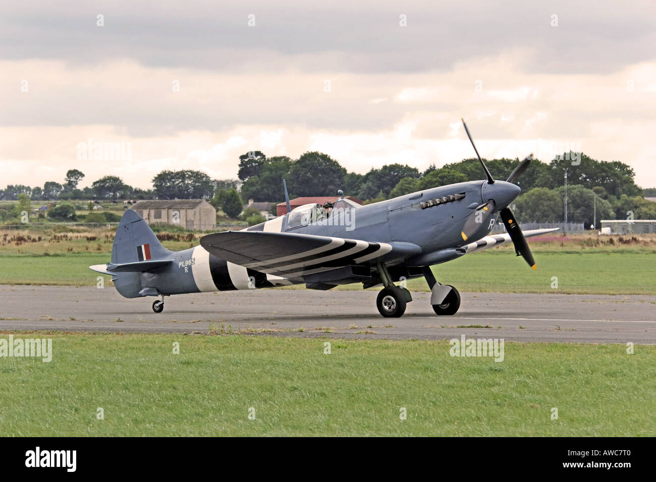 Ww2 recon spitfire hi-res stock photography and images - Alamy