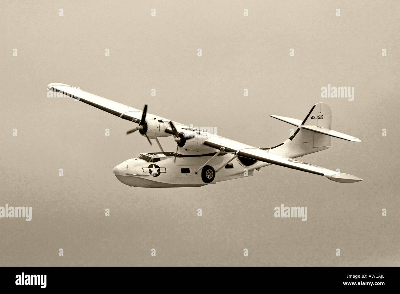 Ww2 era pby catalina seaplane hi-res stock photography and images - Alamy