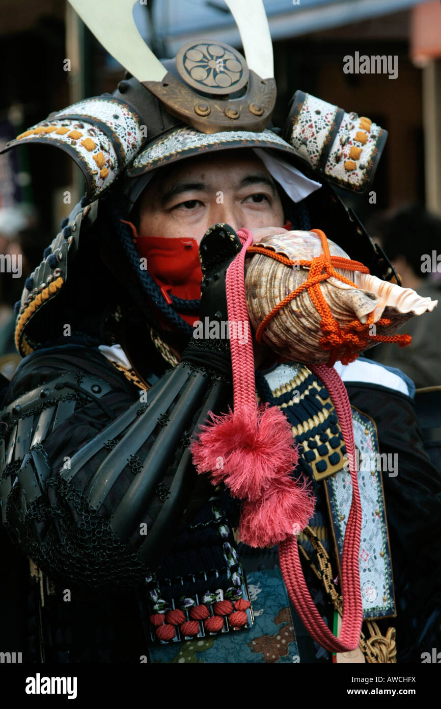 Samurai warrior costume hi-res stock photography and images - Alamy