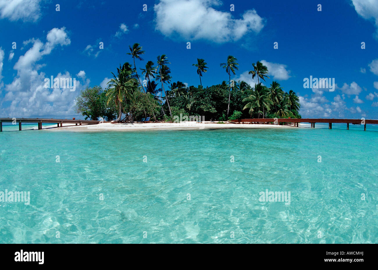 View at Maledivian Island Maldives Indian Ocean Medhufushi Meemu Atoll ...