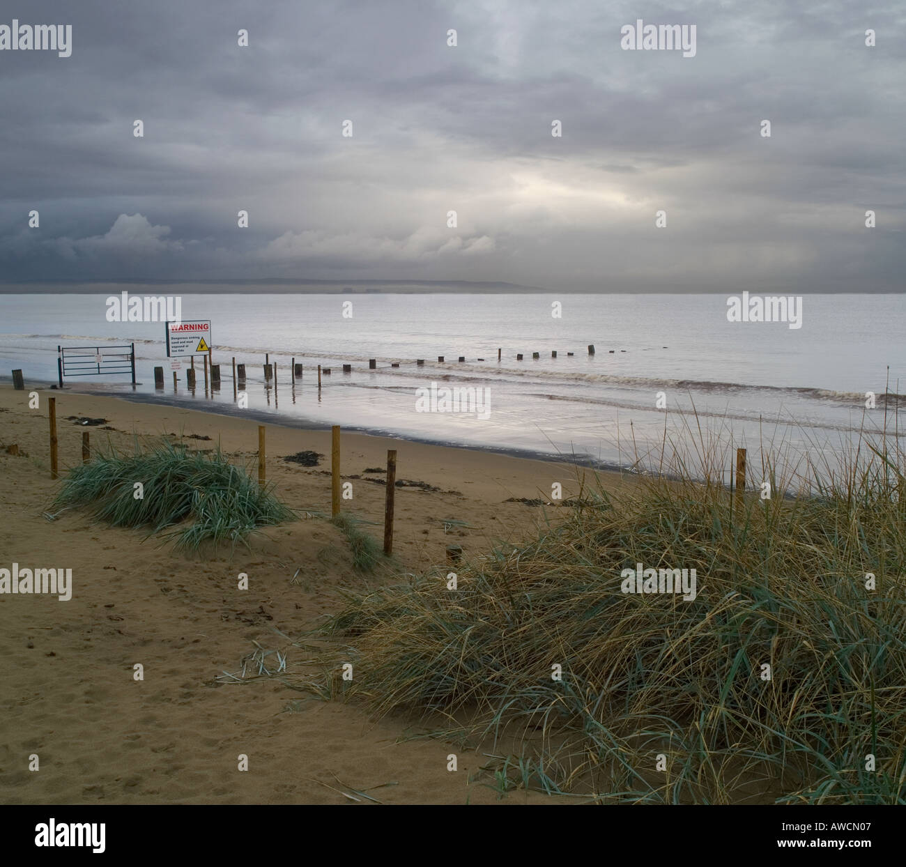 Berrow beach hi-res stock photography and images - Alamy