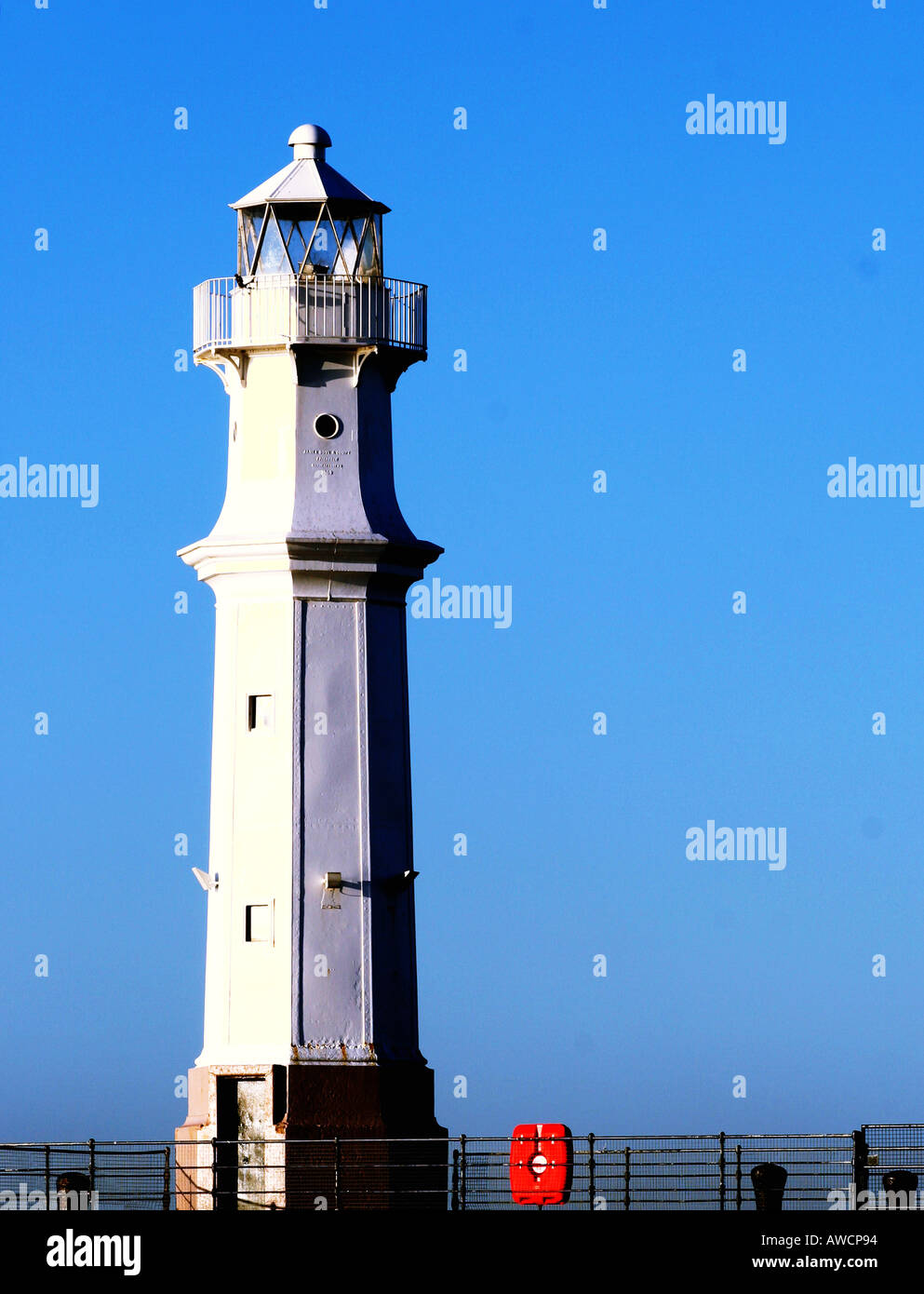 Hexagonal lighthouse hi-res stock photography and images - Alamy