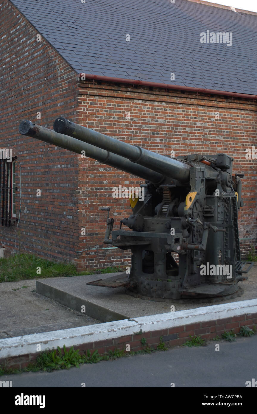 Old deck gun on display outside at the Museum of Naval Firepower ...