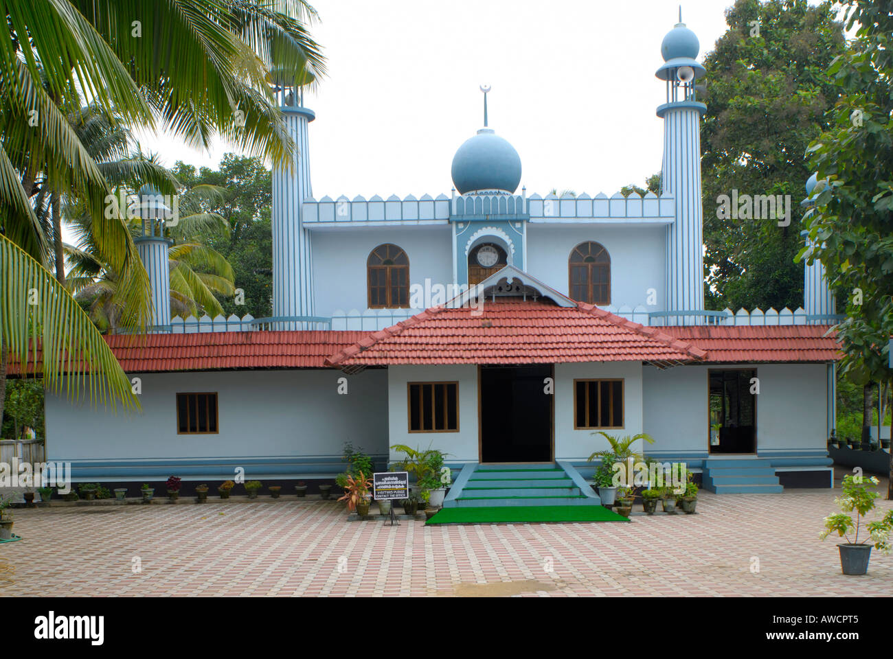 Mosques kerala hi-res stock photography and images - Alamy