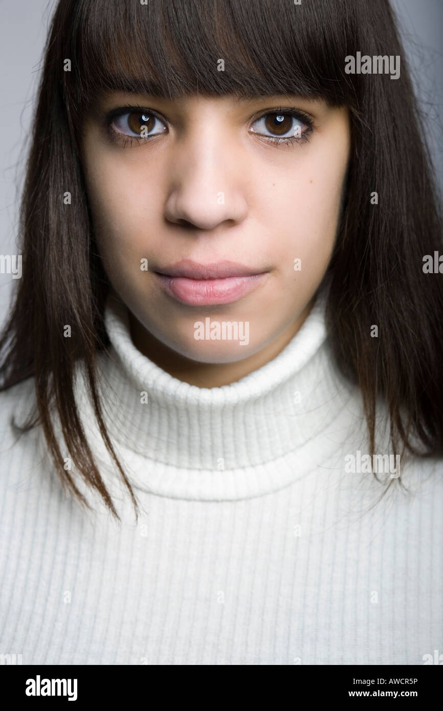 Sloe eyed hi-res stock photography and images - Alamy