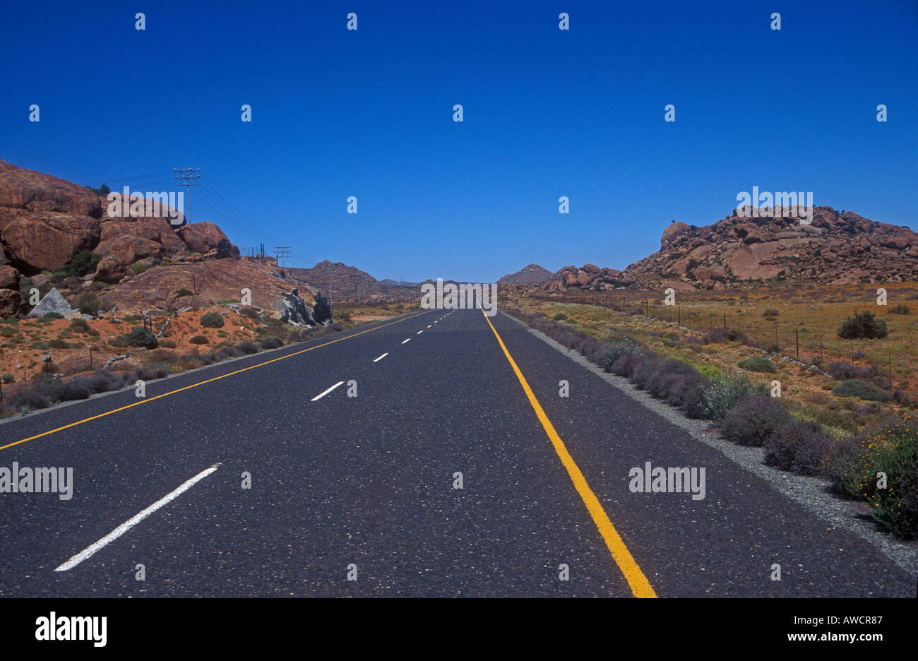 N7 Road near Vanrhynsdorp, Western Cape, South Africa Stock Photo - Alamy