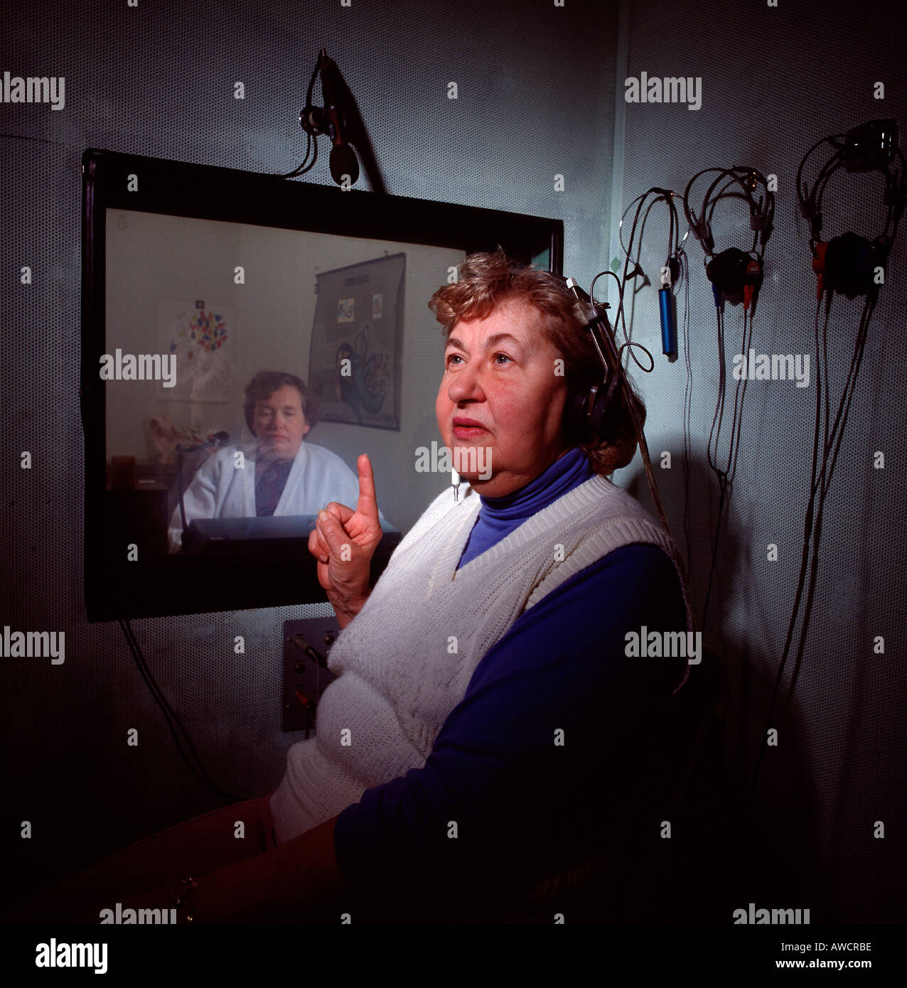 Hearing test booth hi-res stock photography and images - Alamy