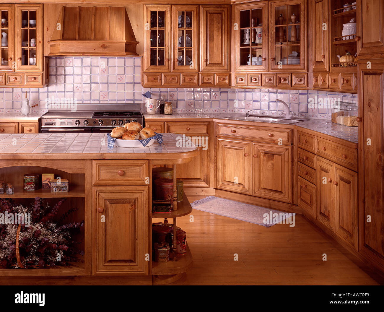 interior elegant quality kitchen Stock Photo - Alamy