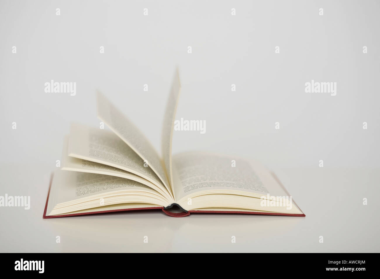 Offenes buch hi-res stock photography and images - Alamy