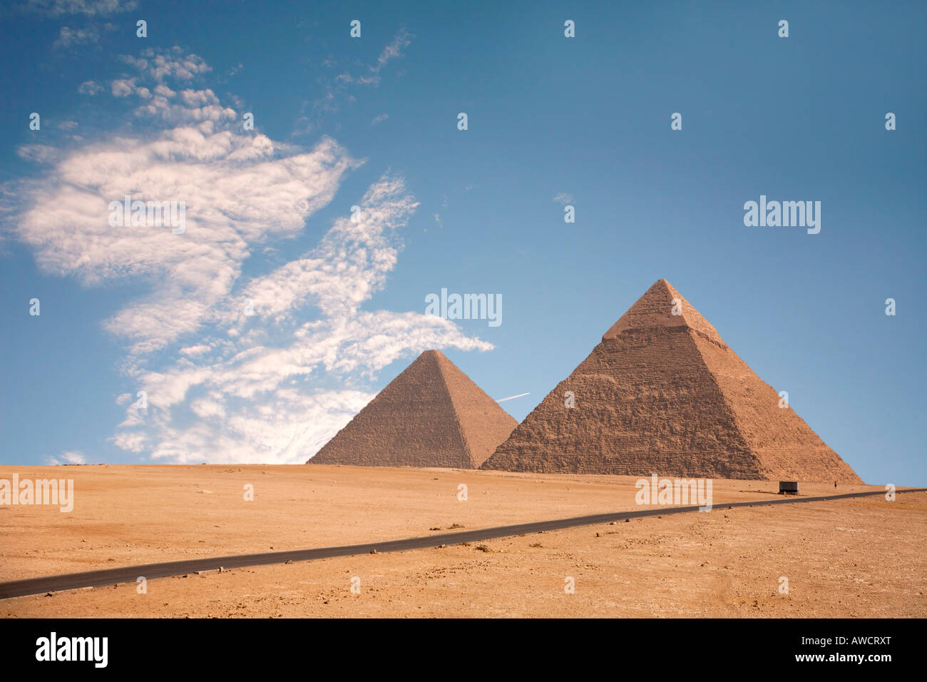 Great Pyramid of Giza (Khufu's Pyramid) and Khafre's Pyramid, Giza ...