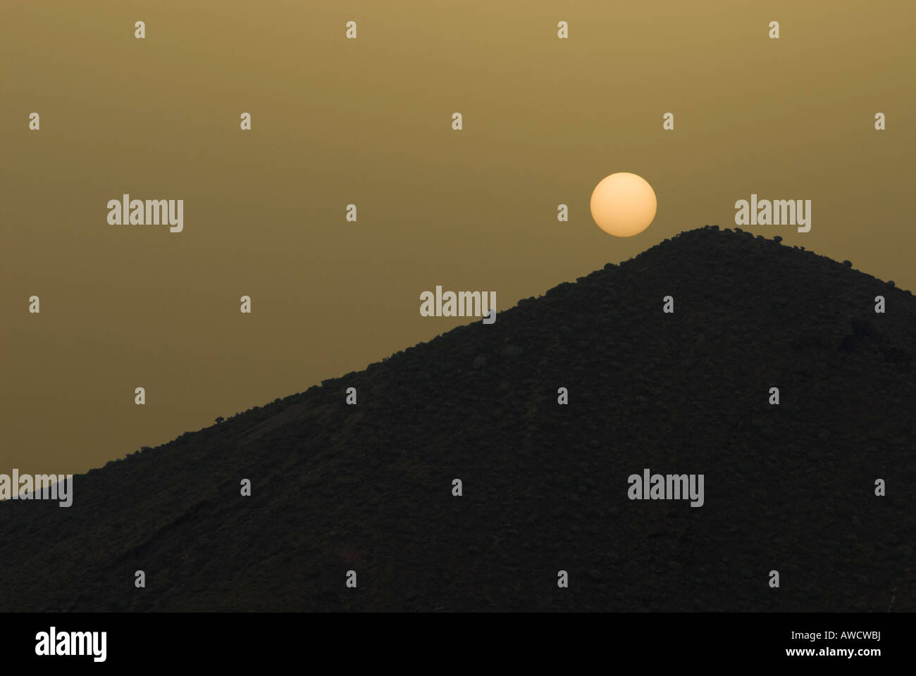 Sahara dust in europe hi-res stock photography and images - Alamy
