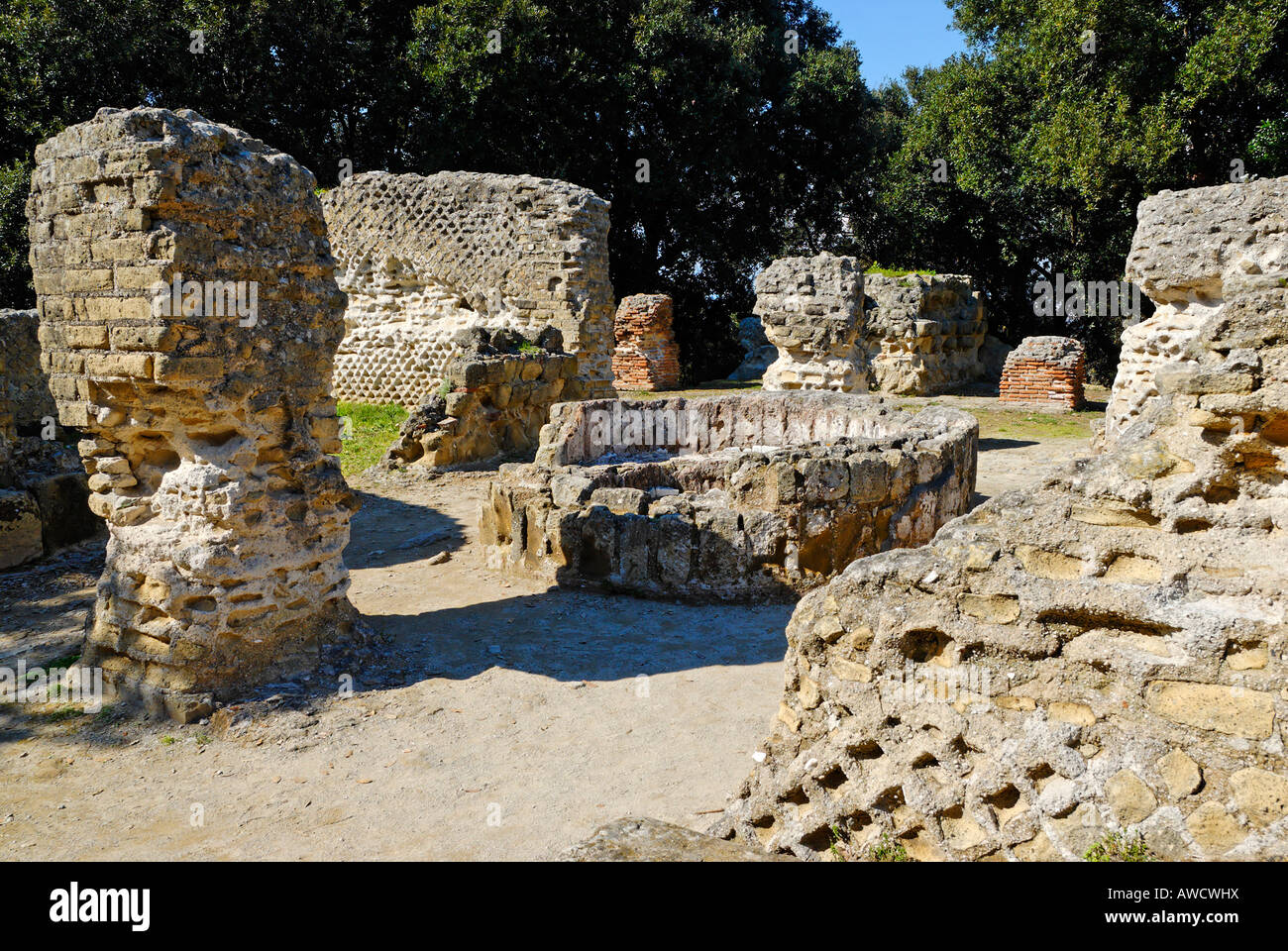 Cumae italy hi-res stock photography and images - Alamy