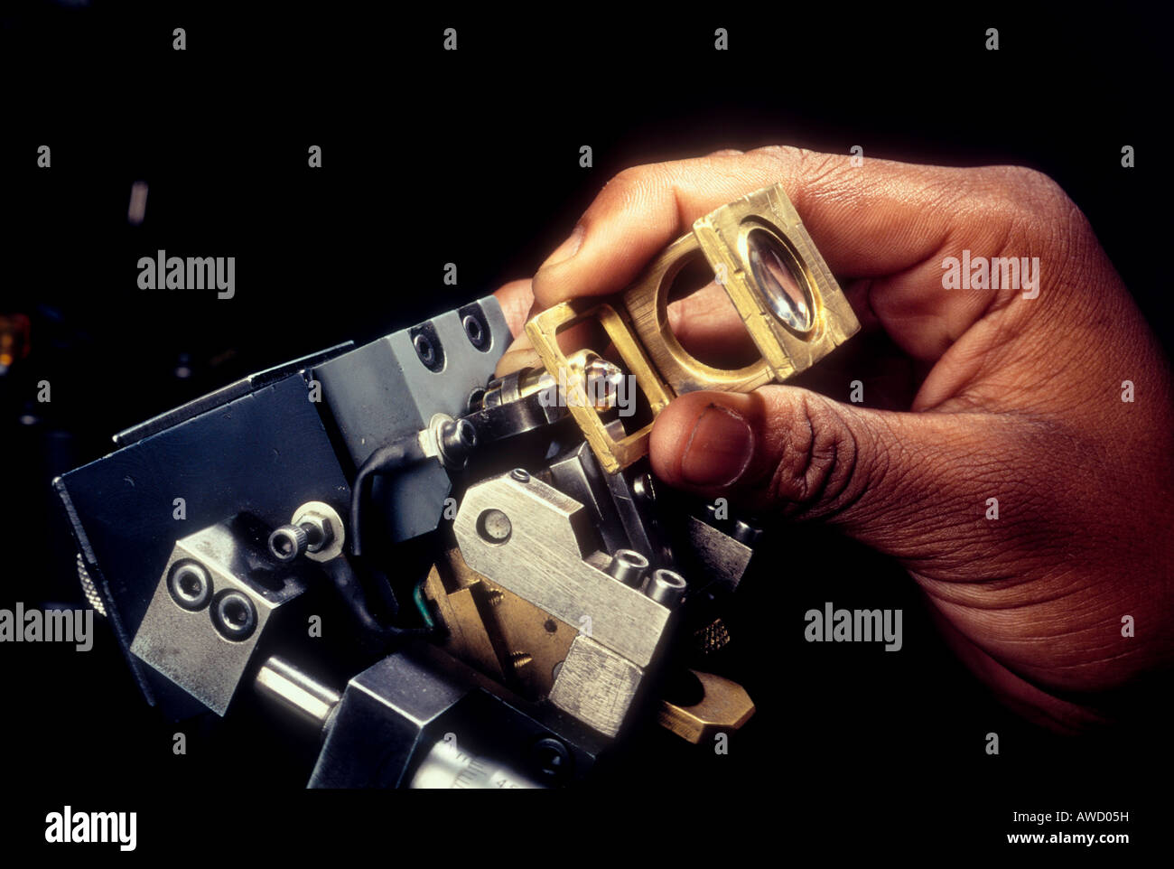 Polishing diamonds hi-res stock photography and images - Alamy