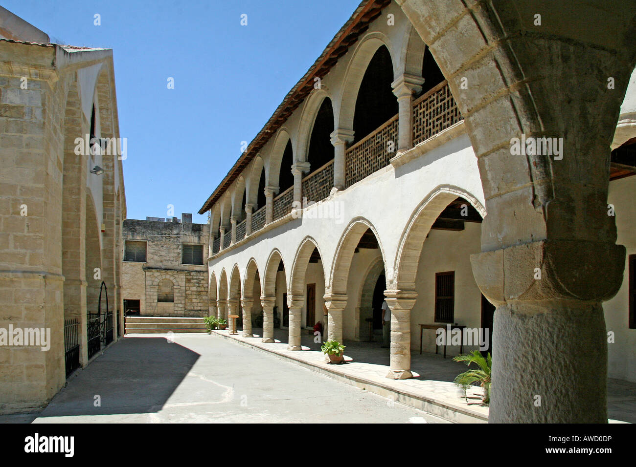 Cloister timiou stavrou church omodos hi-res stock photography and ...
