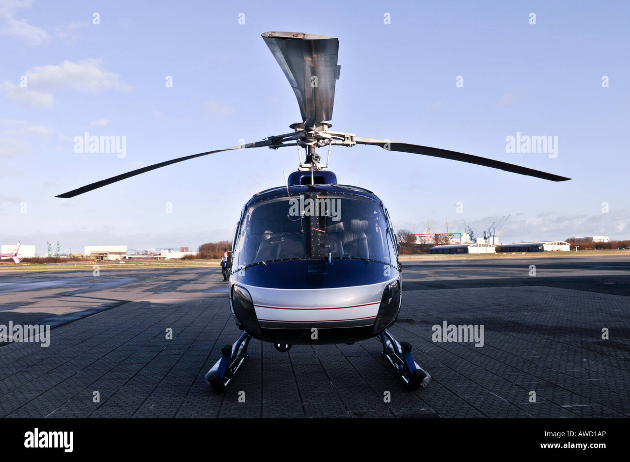 Eurocopter as 350 hi-res stock photography and images - Alamy
