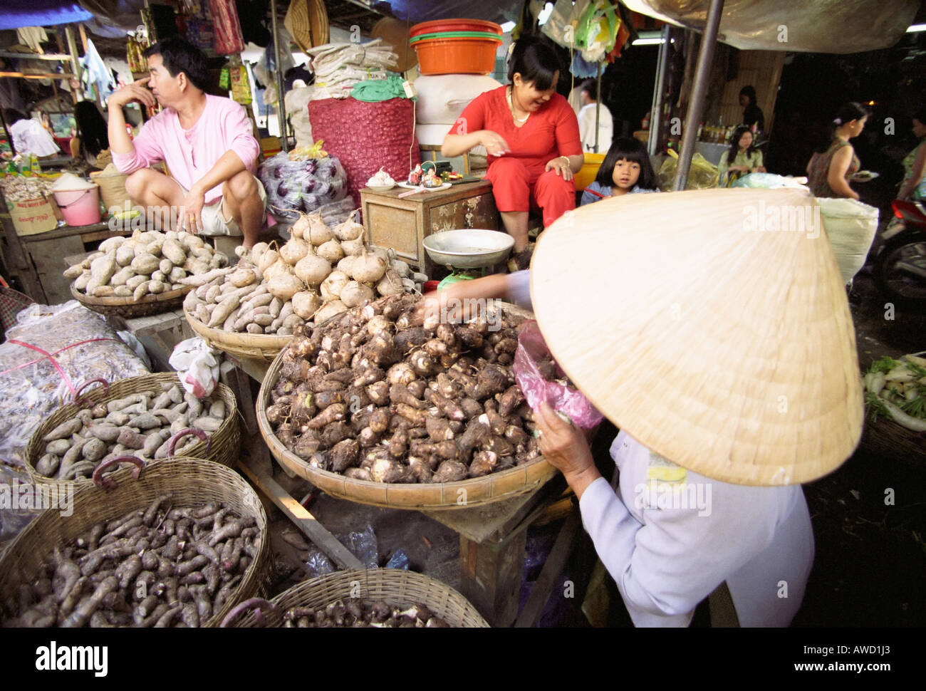 Woman Buying Produce At Market Stock Photo - Alamy