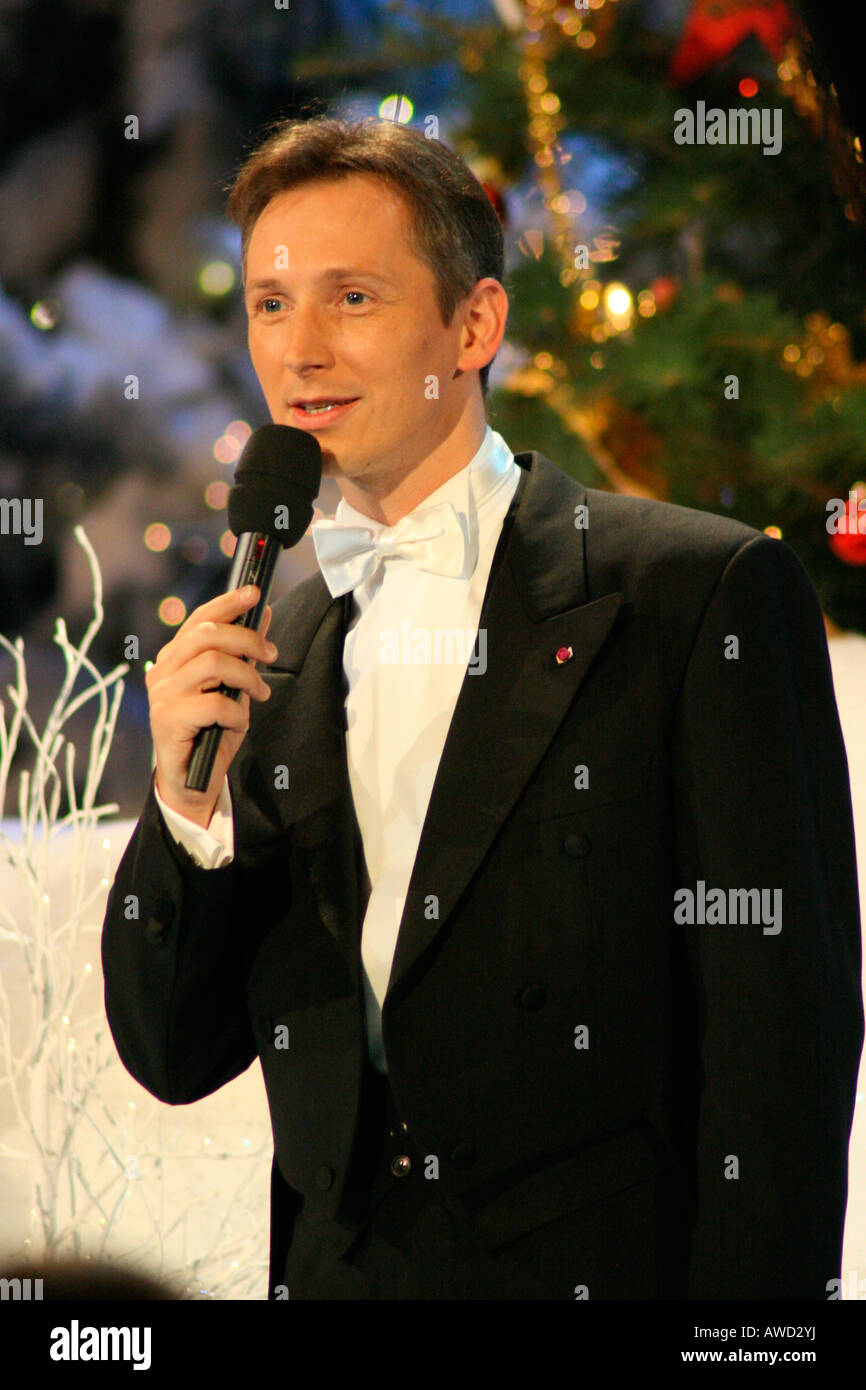 Singer Helmut Lotti at Weihnachtsfest der Volksmusik (Christmas ...