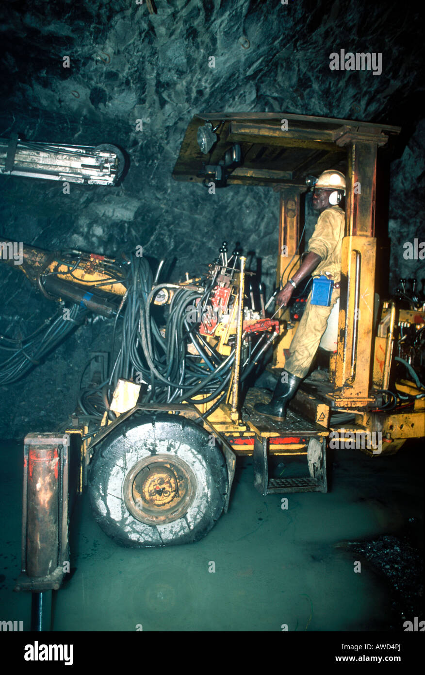 Underground mining hi-res stock photography and images - Alamy