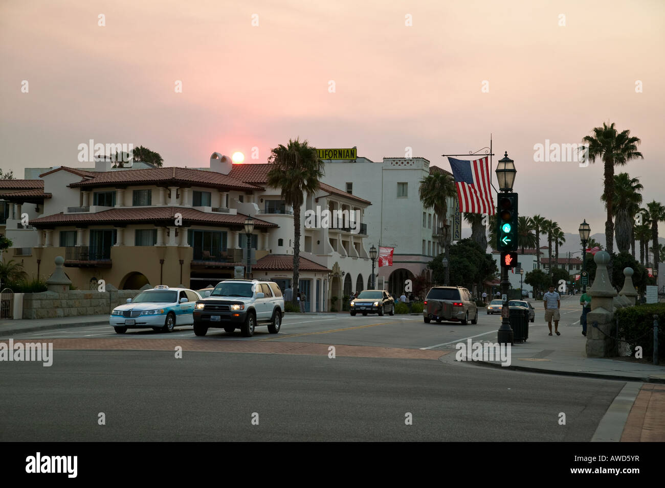 State street Santa Barbara, California, USA Stock Photo - Alamy