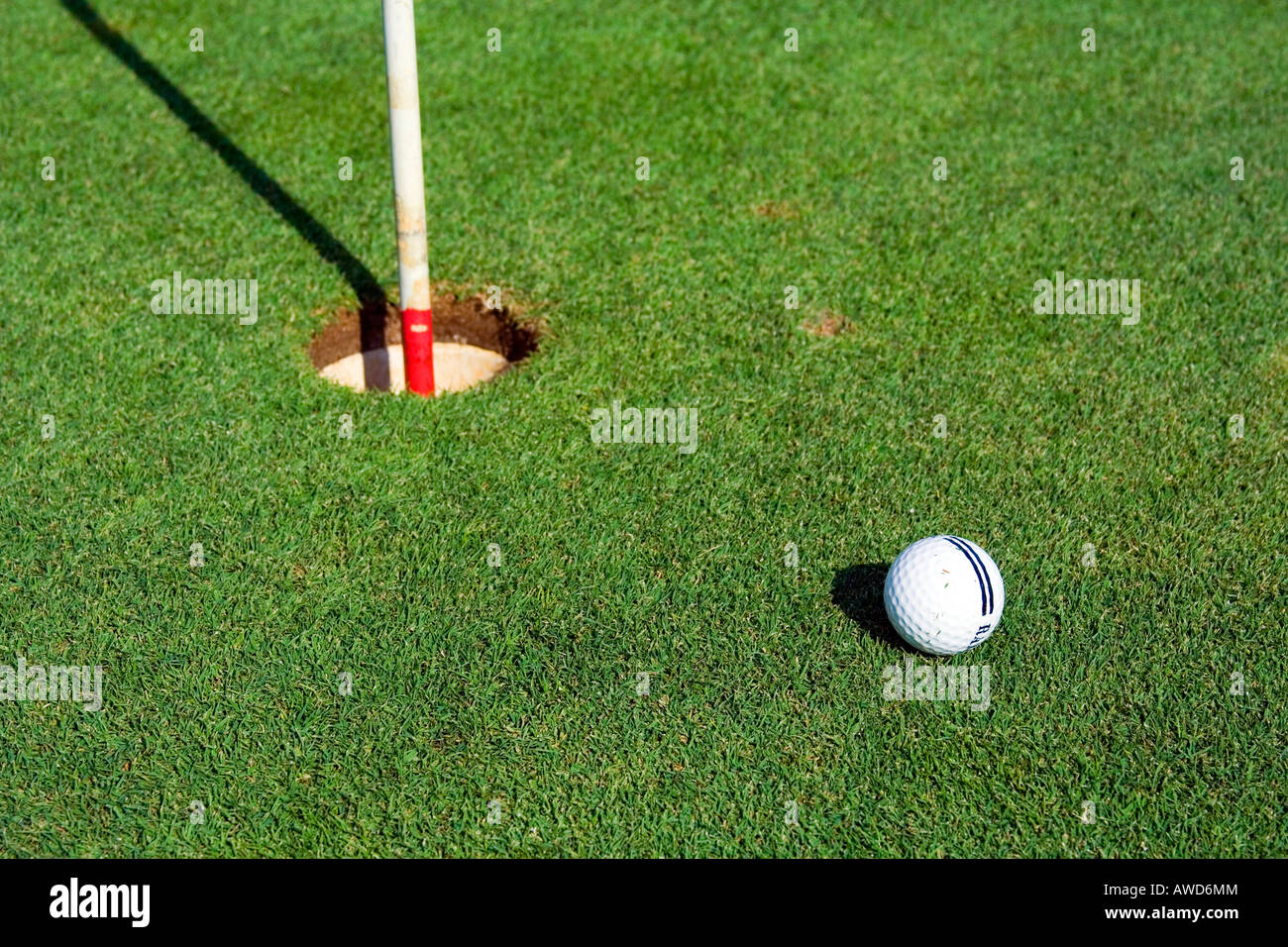 Golf hole close up hi-res stock photography and images - Alamy