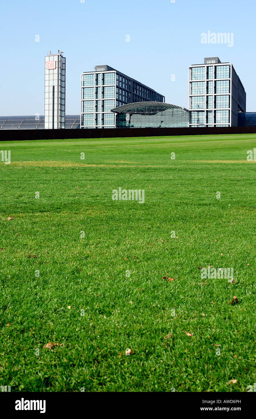 Green meadow in front of Central Station (Hauptbahnhof) Berlin, Germany ...