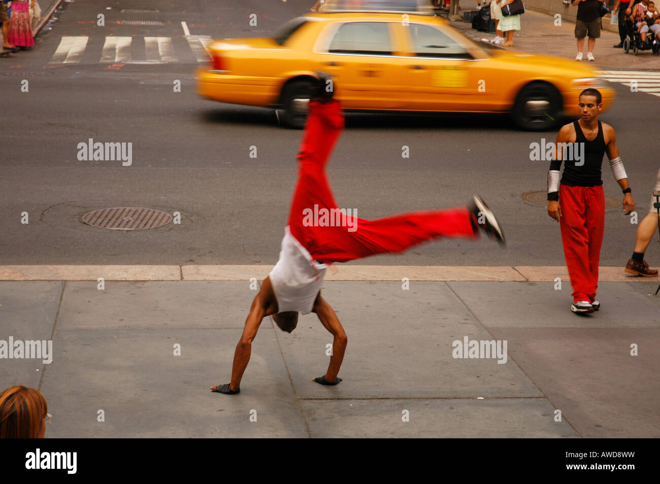 Street performance New York USA Stock Photo - Alamy