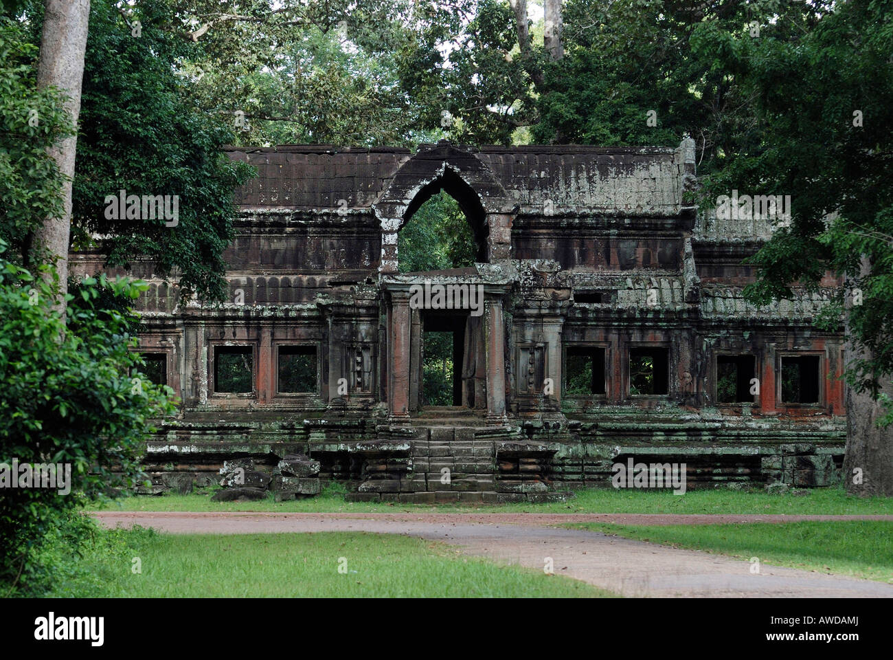 Side entrance to the antique tempel Angkor Wat, Cambodia Stock Photo ...
