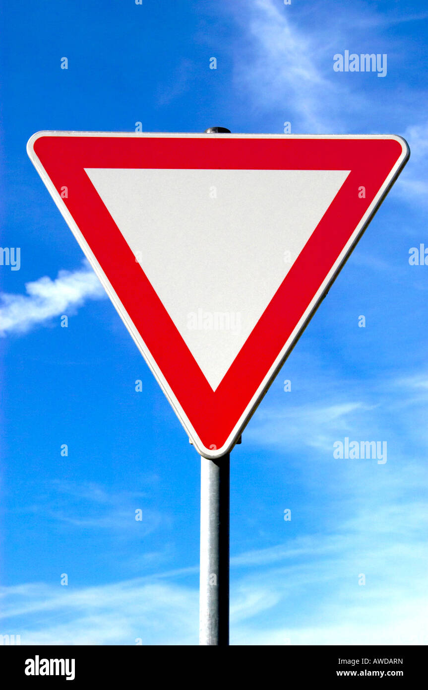 White crossroads hi-res stock photography and images - Alamy