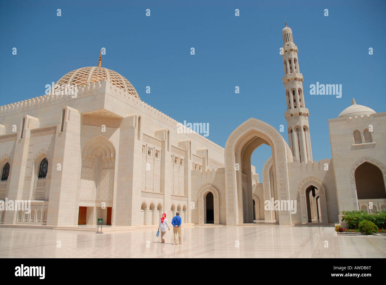 Sultan Kaboos mosque (Great Mosque), Muscat, Oman Stock Photo - Alamy