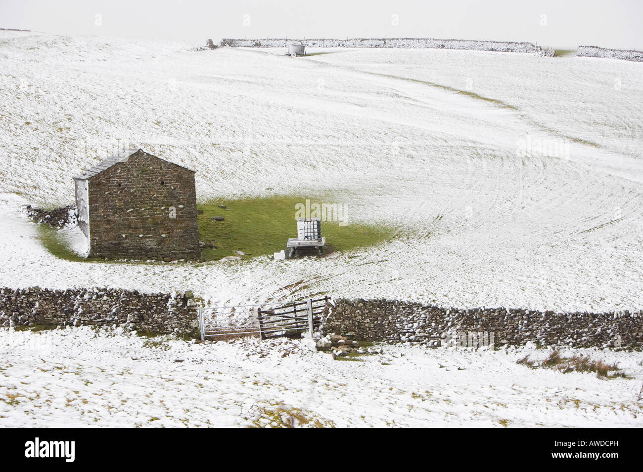 Wall of farm building hi-res stock photography and images - Alamy