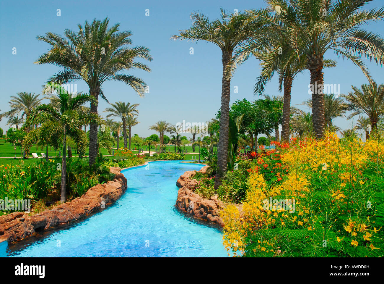 Emirates palace hi-res stock photography and images - Alamy