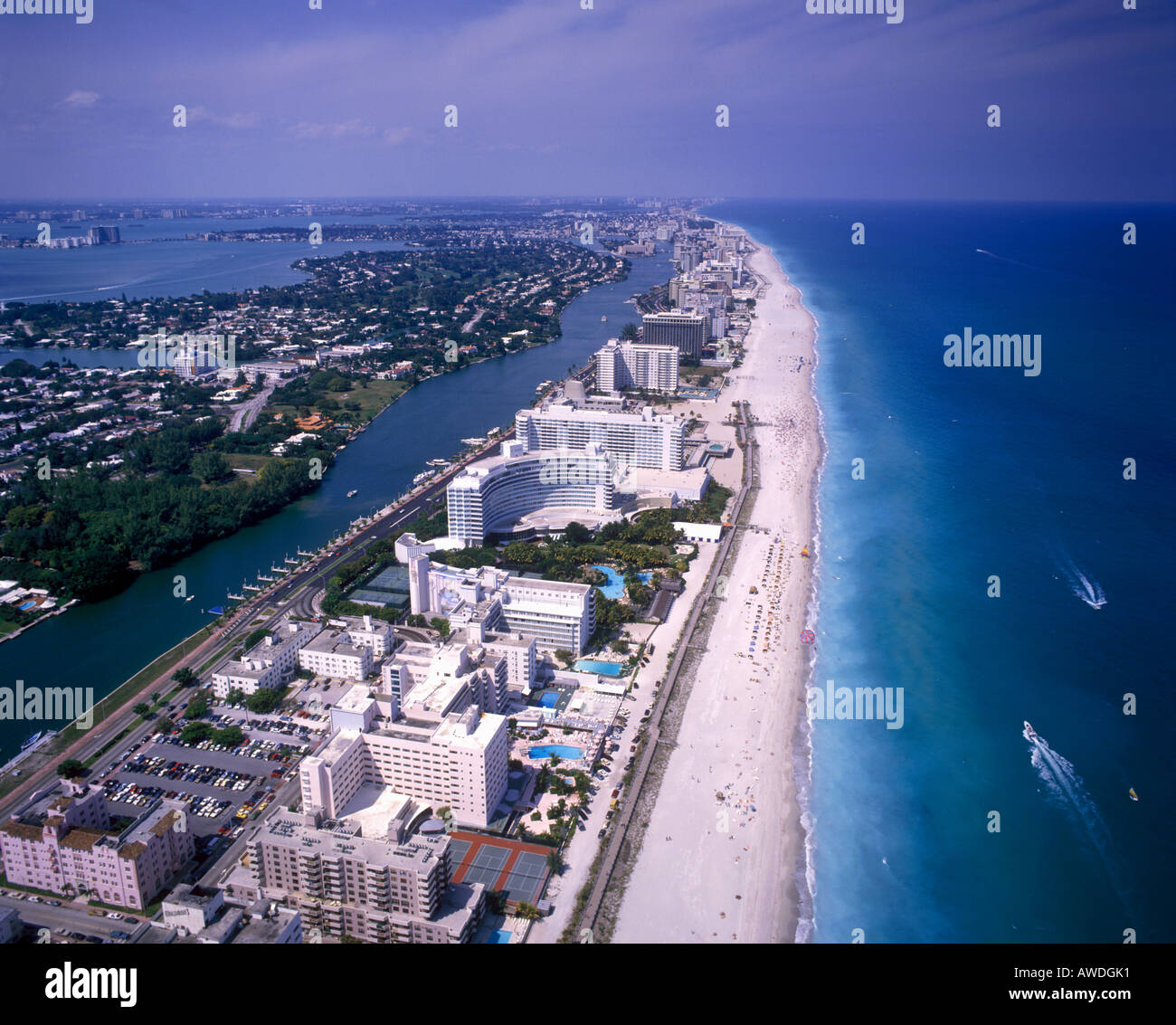Aerial view miami beach hotels hi-res stock photography and images - Alamy