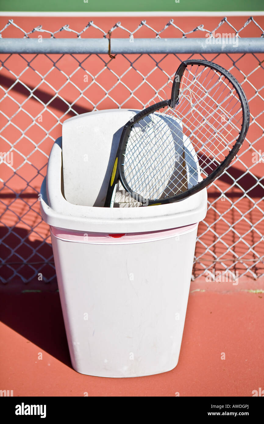 Broken tennis racket hi-res stock photography and images - Alamy