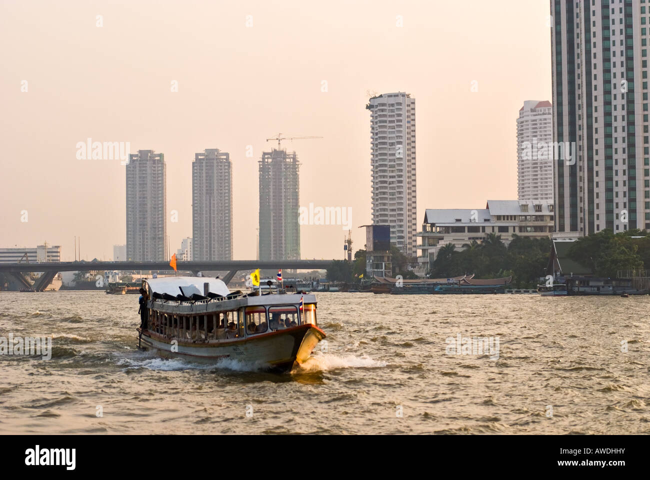 Cruising the Chao Praya River. Bangkok Stock Photo - Alamy