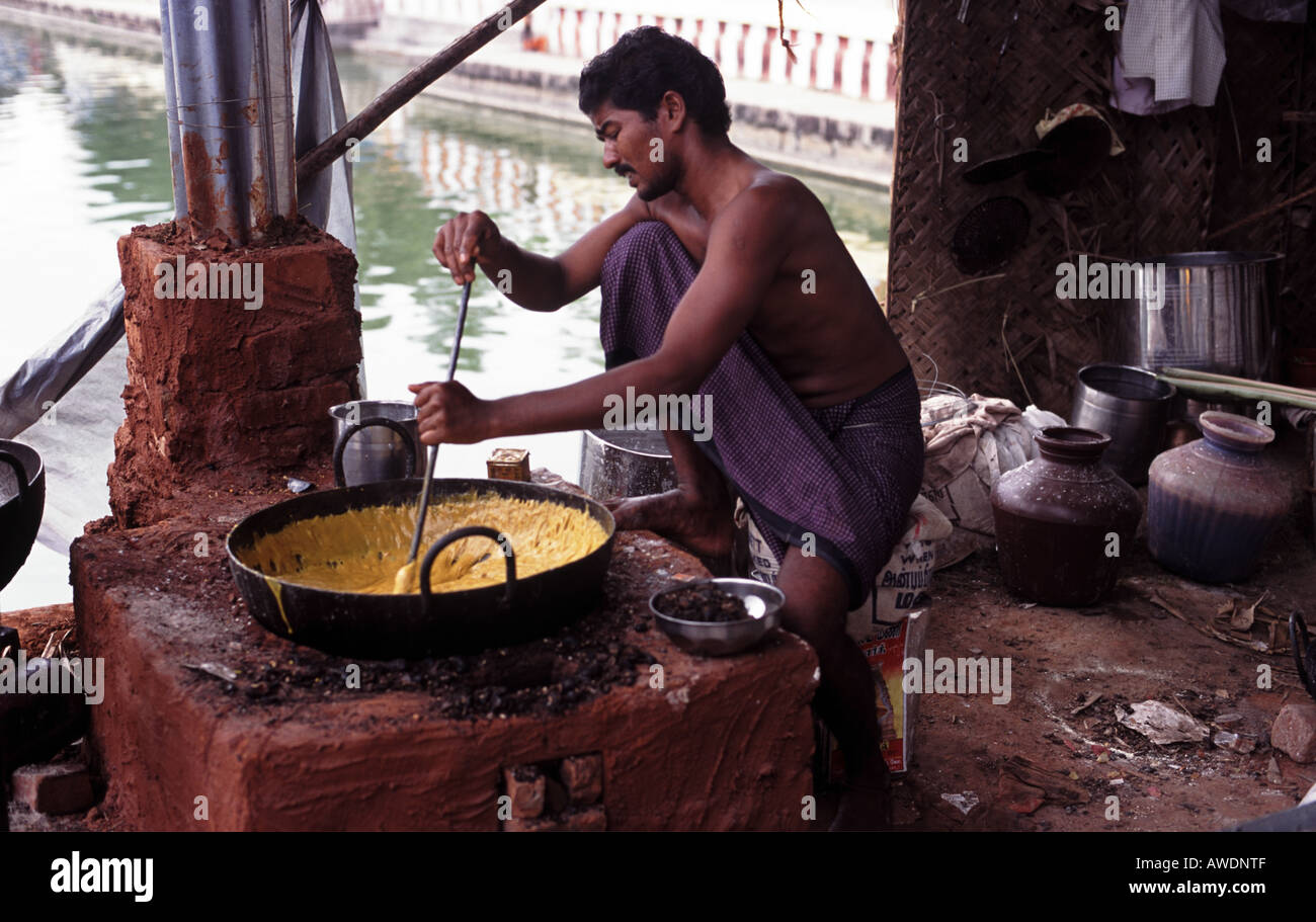 Indian charcoal stove hi-res stock photography and images - Alamy