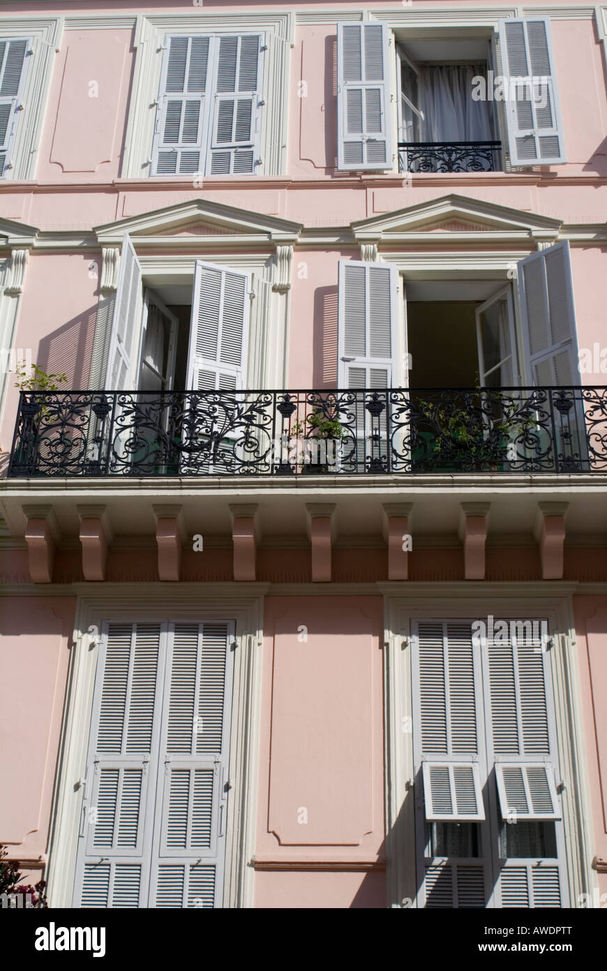 traditional french style windows and balcony in the south of france ...
