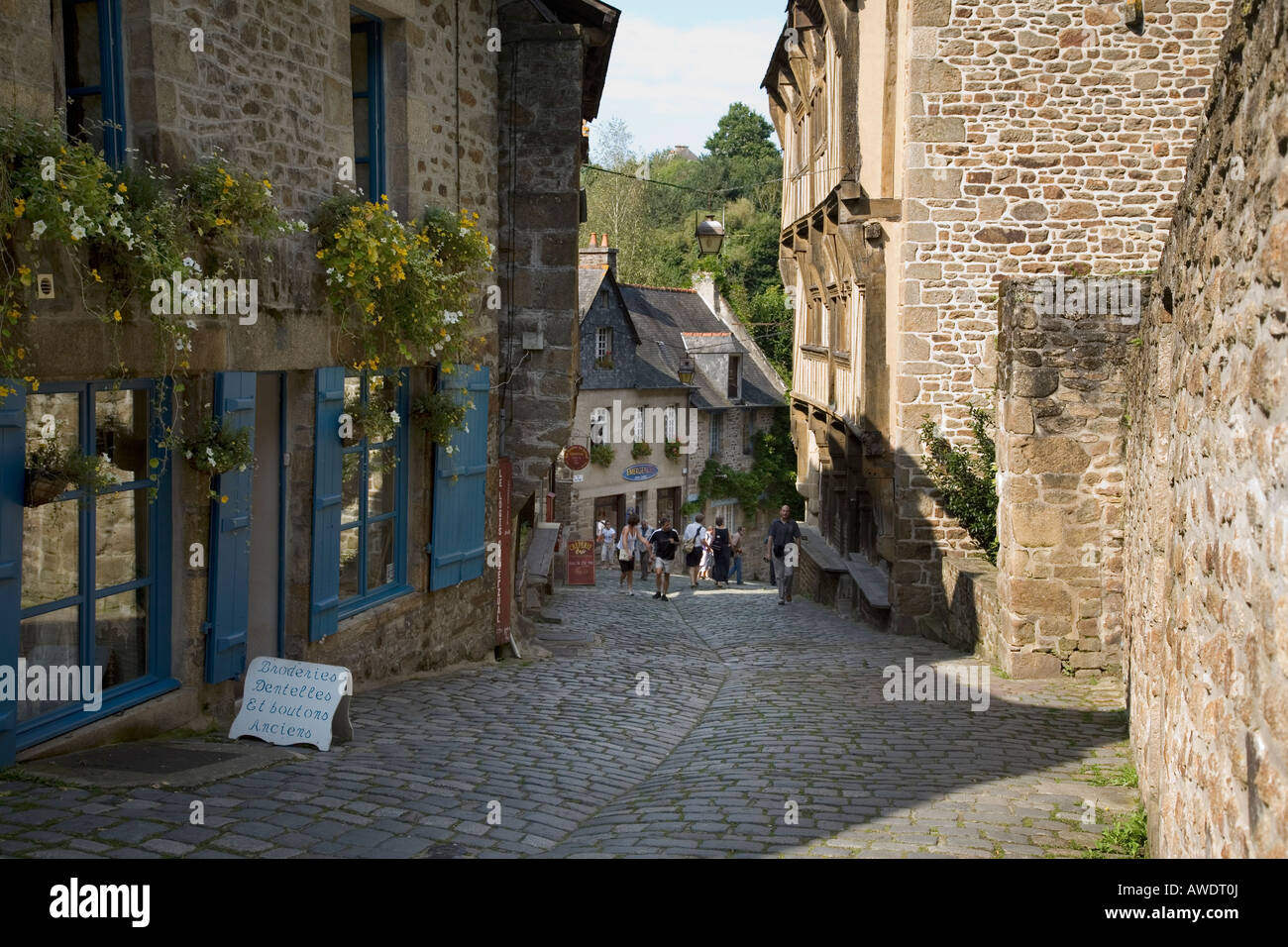 Typical Street in the old Breton town of Dinan Stock Photo - Alamy