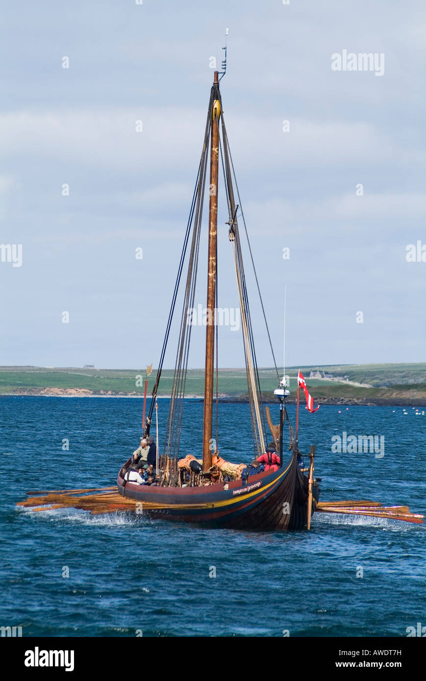 Viking Boat Stock Photos & Viking Boat Stock Images - Alamy