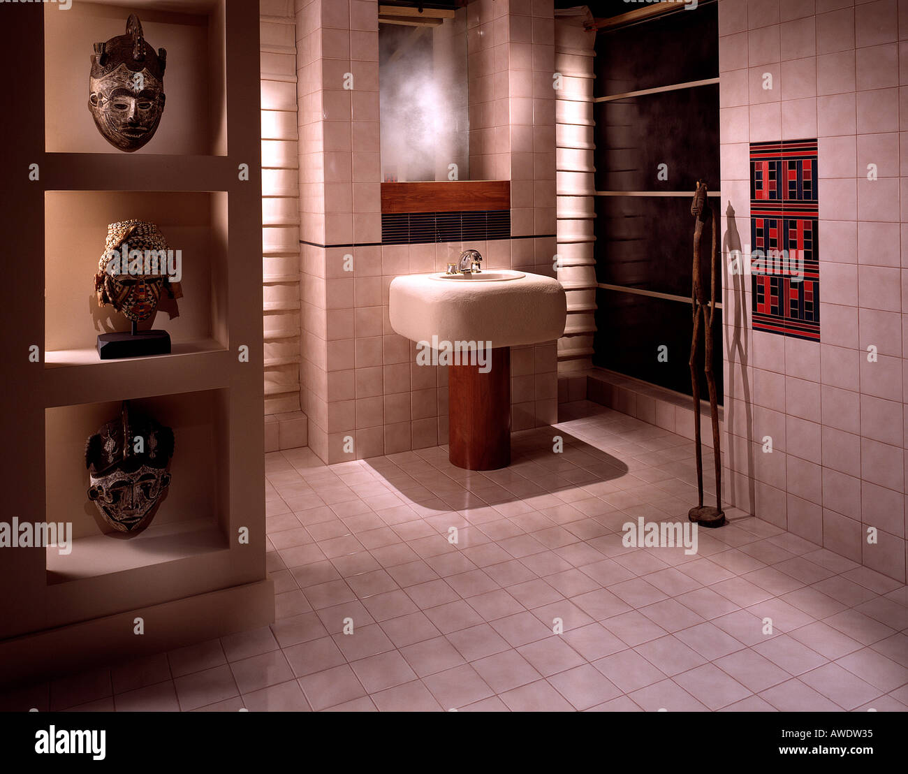 Ceramic tile ceiling hi-res stock photography and images - Alamy